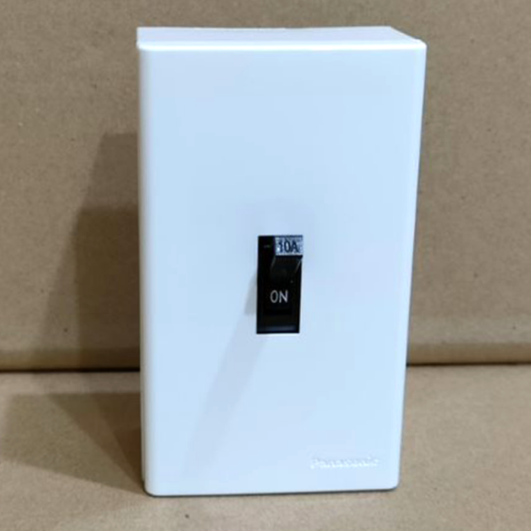 Mặt CB cóc Panasonic – wide series WEV7061SW – Halula